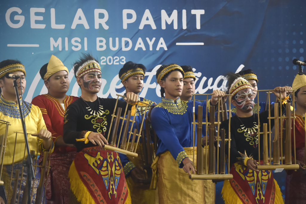 Gelar Pamit – Al Bayan